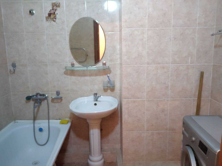 Korasaroy Jomi bozor Чукурсой 2 хона