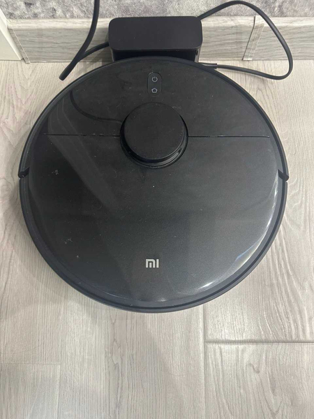 Продается Mi Robot Vacuum Mop 2 Ultra