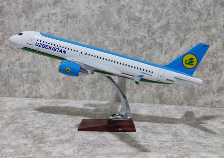 Самолёт (модель-AIRBUS A320 Uzbekistan Airways) солидный подарок в !!!