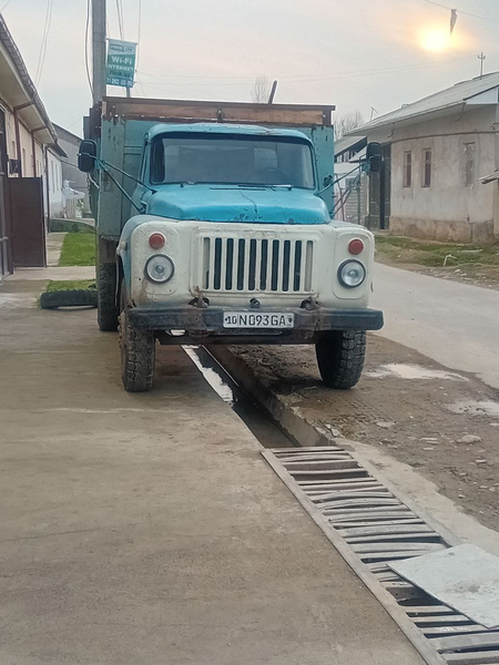Gaz 53 sotiladi!