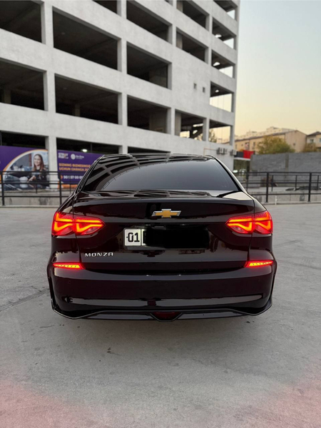 Monza 1.5 L Atmoferniy Motor. Kraskasi toza 100%