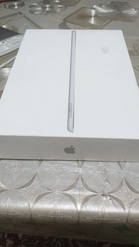 iPad 6 Generation Wi-Fi 128 GB