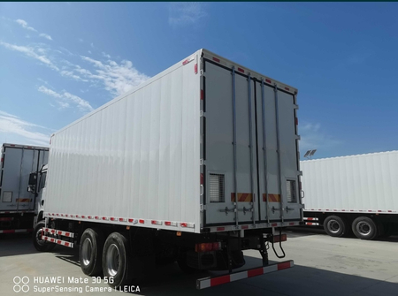 Shacman L3000 Фургон 7.5 Full