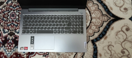 Lenovo rayzn 3 sotiladi