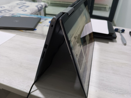 Dell touchscreen 360 2in1