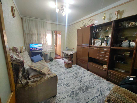 Срочно продаю квартиру 2/5/5 Юнусабад 17 квартал 60м2\\\