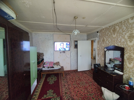 1/2/2 Спутник -1 Ориентир кафе Посидим, метро 5-бекат,