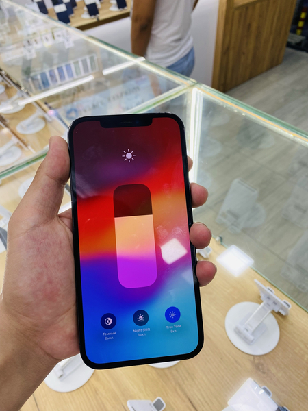 Rasrochka va Naht! 12 pro Max 256gb LL/A 78% Blue Apple Expert