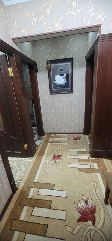 3 xonali 7 mkr 80 magazenni orqasida 2-etaj