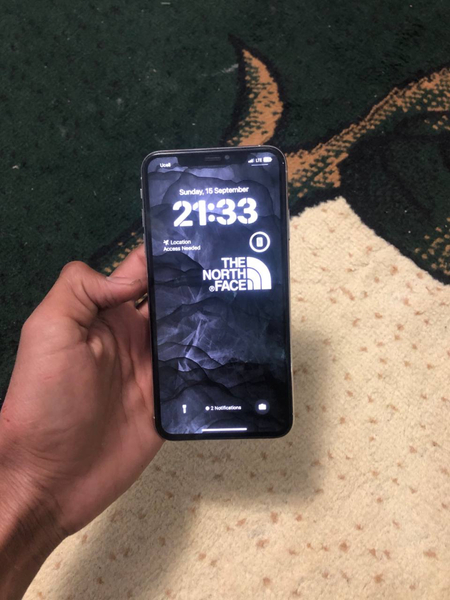 iphone xs max gartiya bor
