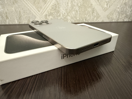 Iphone 15 pro max 256gb LL/A 88% емкость батареи