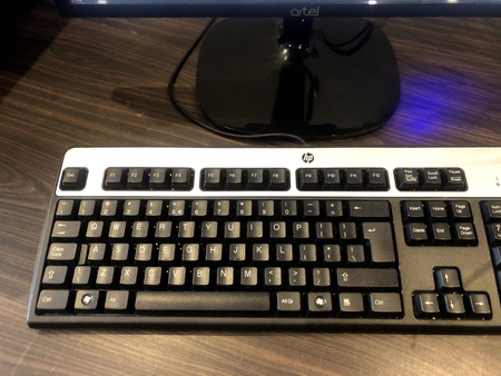 Настольный mini-ITX компьютер [intel Core i5/8/120+500/Windows 11]