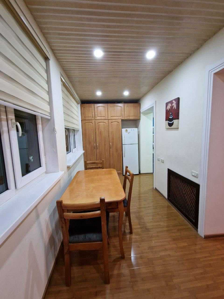 ул.Новомосковская 15 гор.больница 3-комн 5/5 70 м² ремонт меб/тех