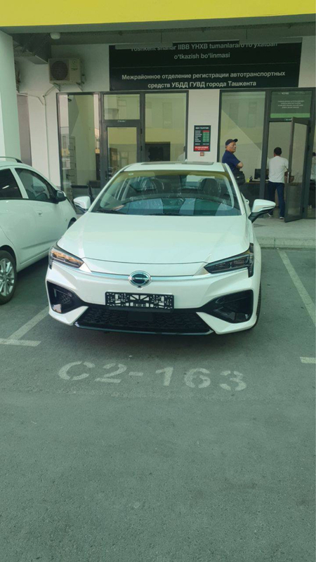 Сотилади Gac aion s
