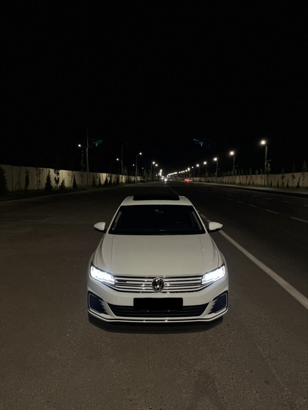 Volkswagen e-bora 2020/22