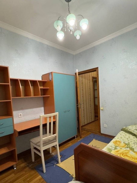 Юнусабад 5кв 3/4/5 балкон: 2*6