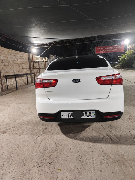 Srochno Kia Rio 2015y 24ming yurgan sotiladi