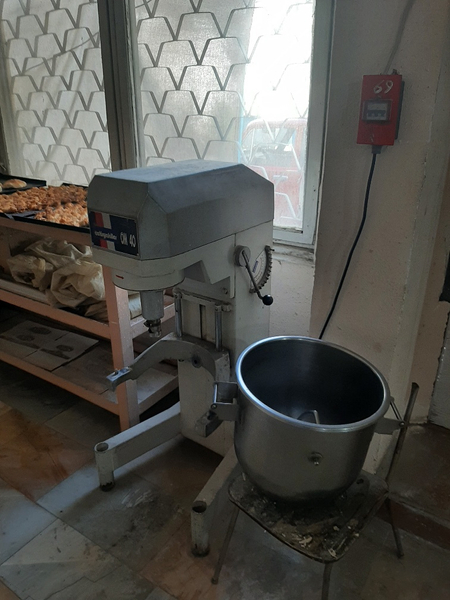 Продается миксер кондитерский 40л