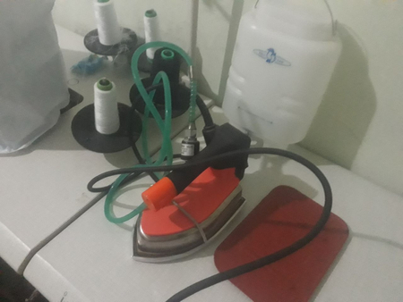 Tikuv mashinasi sotiladi