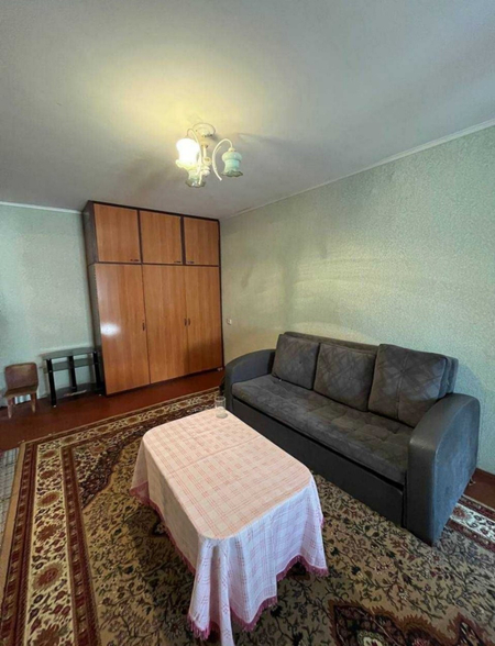 Qoraqamish 1 xona 2*6 balkon