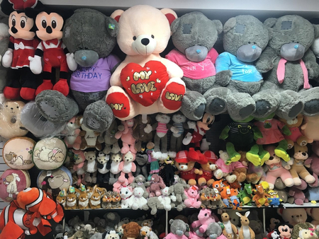 Optom Teddy va Boshqa Yumshoq O'yinchoqlar Eng Arzon Narxlarda Beramiz