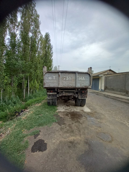 Zil sotiladi 8000