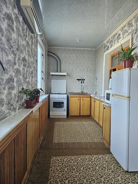 Сдам 3-х комн 4/9-эт.дома