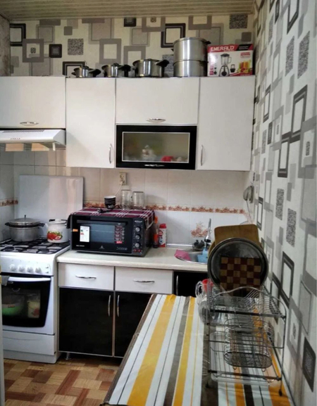 Uy sotiladi chilonzor metro Ц kv 2 xona 63000$