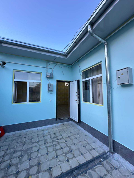 Миробод туманида 2 хонали 40кв уй