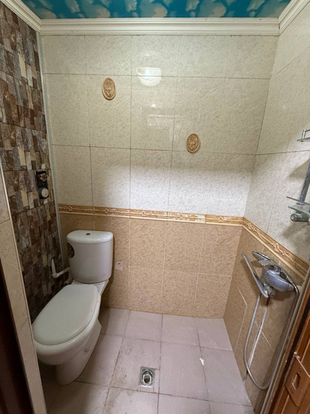 Продается 1 ком. Квартира на 2 этаже площадью 30 кв.м. В Регистане