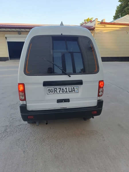 Damas sotiladi. Srochni