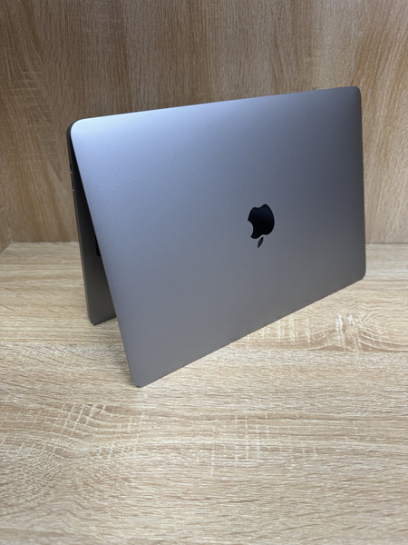 Macbook pro 2020 M1 16/512Gb