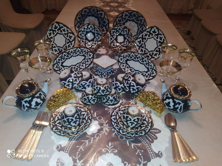 Прокат Чинни, дастурхон