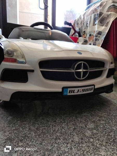 Машина игрушечный