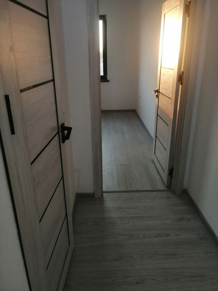 3 xona 92 kv 43000$ bilan 6 mln oylik tolov tayyor xonadon