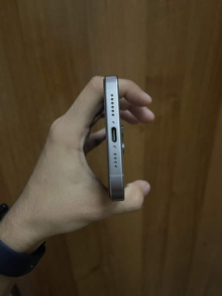Iphone 15 pro max 111sikl
