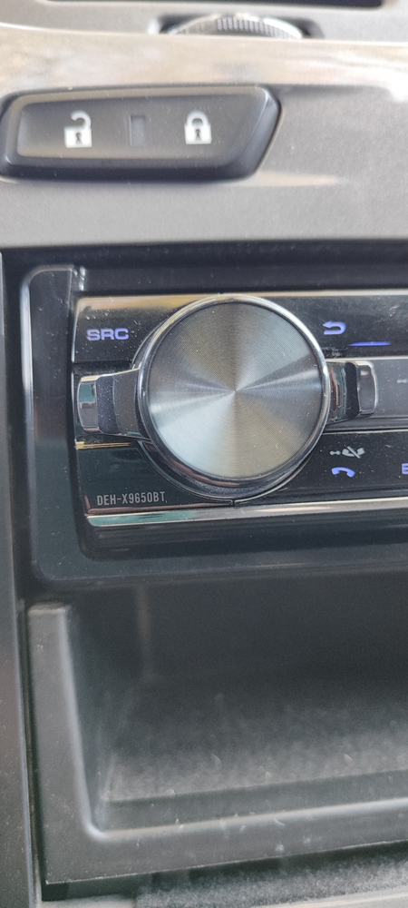 Продается Pioneer DEH-X9650BT