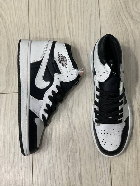 Nike Air Jordan 1