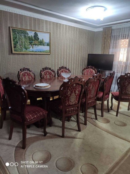 N.9064 Продается 5  комнатная квартира
