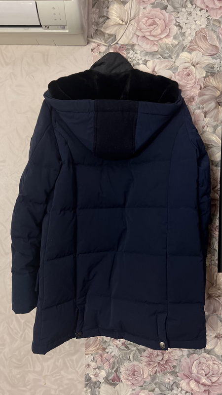 Фирменная куртка Guess