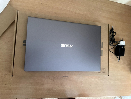 Asus Intel Celeron X515M 1TB