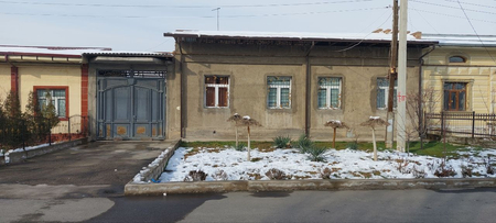 Яшнабадский район. Янгиабад угловой евродом 4,5 соток