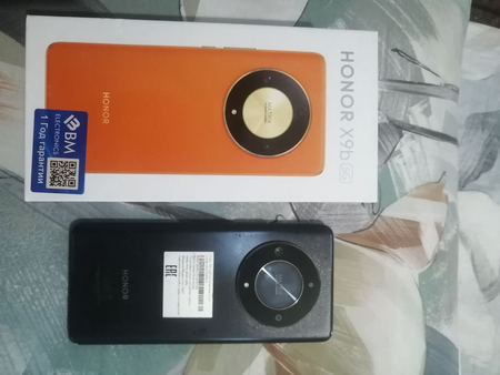 Honor x9b   8/256 idealni