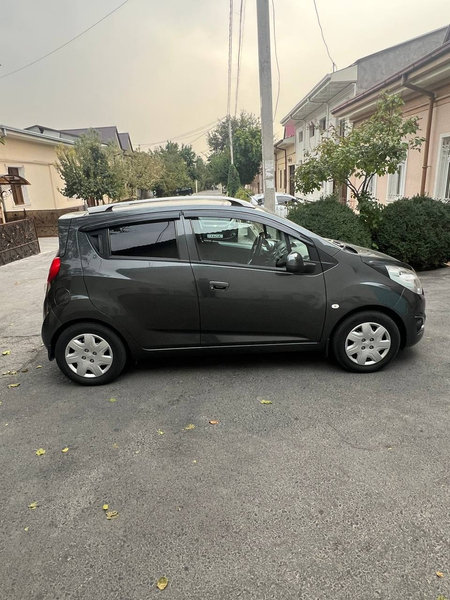 Nasiya savdoga Spark R2 avtamat.