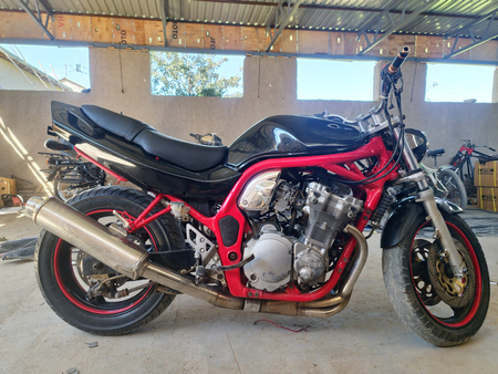 Suzuki gsf 600 sotiladi