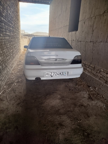 Нексия 1 сотилади
