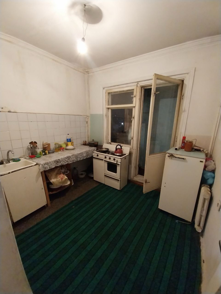 Yashnabodda 1 xonali uy sotiladi