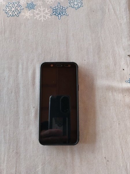 Samsung A6 sotiladi