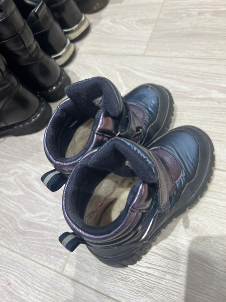 Продам детский обувь