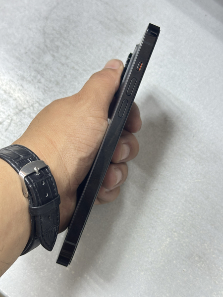 iphone 14 pro max.LLA 256/ yomkst 93 karobka dok full